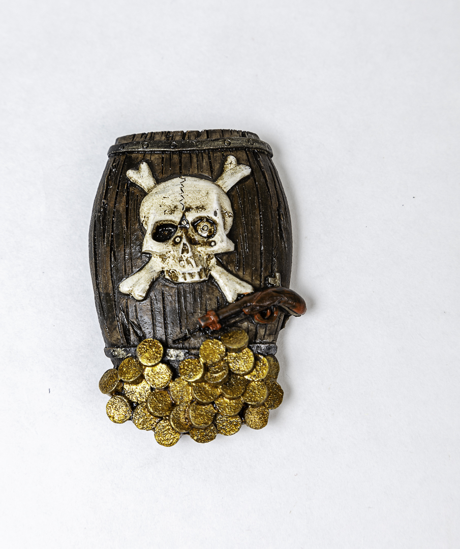 Treasure in Barrel Pirate Magnet – Flag Matrix
