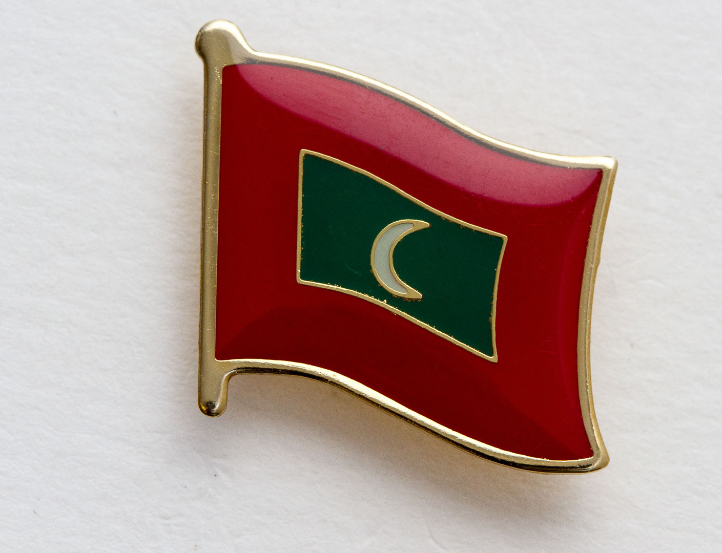 Maldives Lapel Pin - Flag Matrix