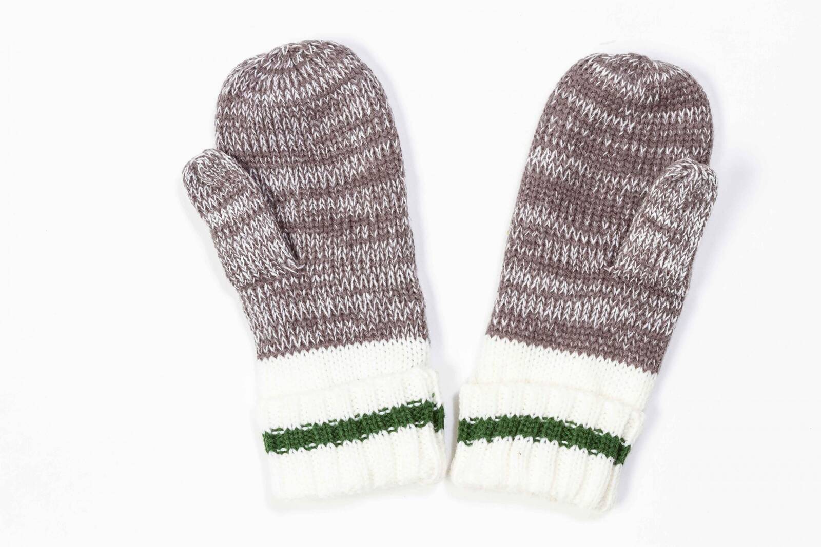 Prince Edward Isalnd Pepper Grey Mitts w/ Green Trim – Flag Matrix